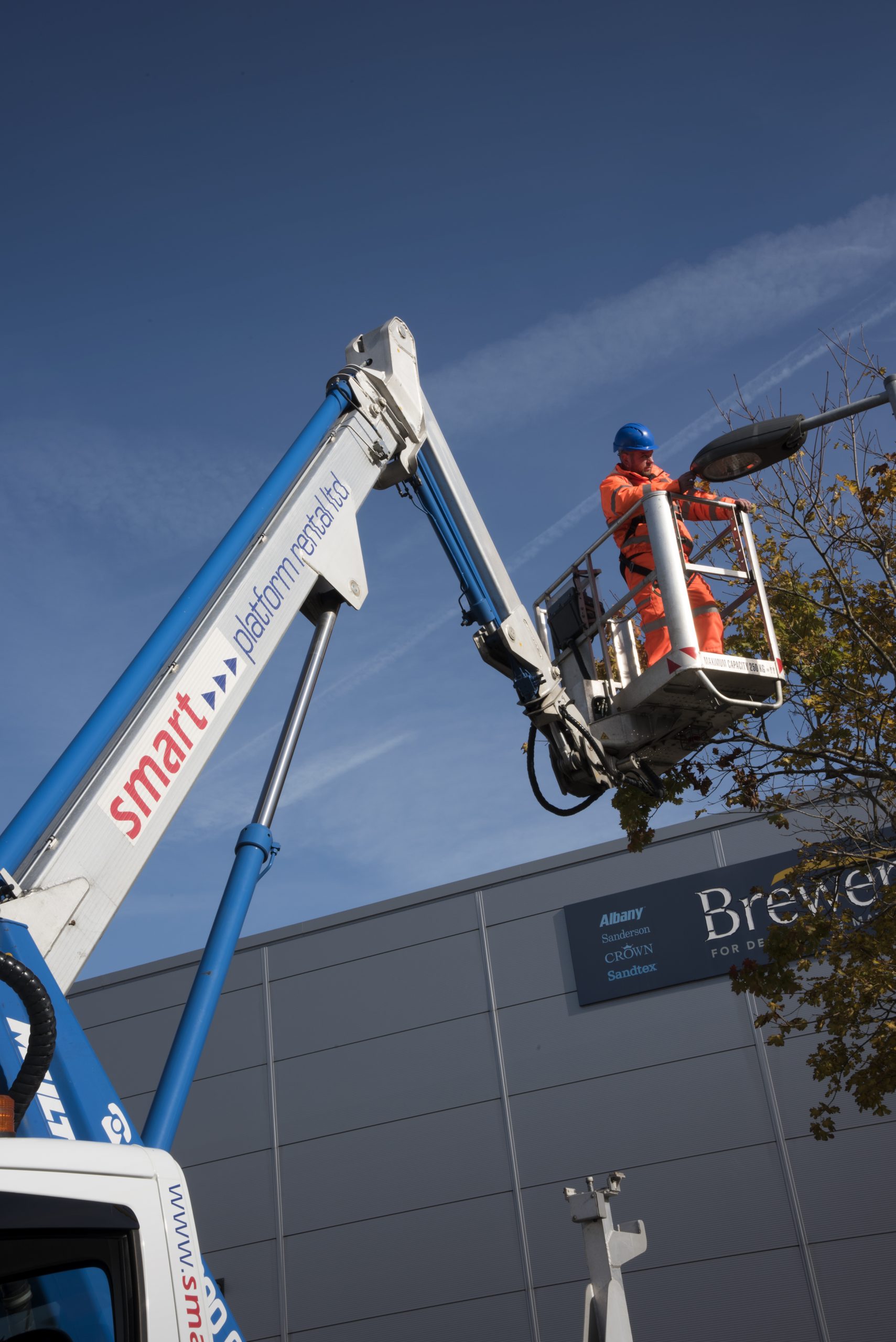 ABOUT – Smart Platforms Truck Sales